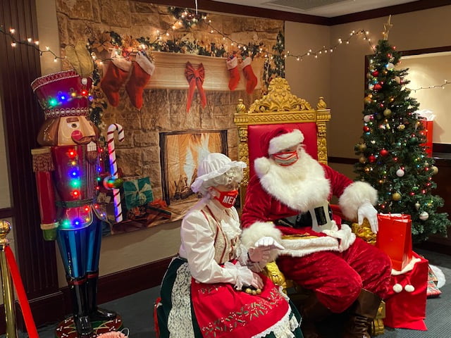 Santa Throne Chair Rental in NY, NYC, NJ, CT, Long Island