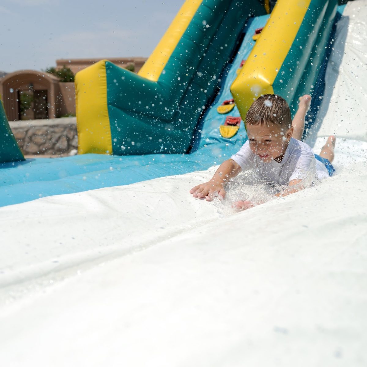 Backyard Blast Water Slide Backyard Blast Giant Waterslide - 30 Foot ...