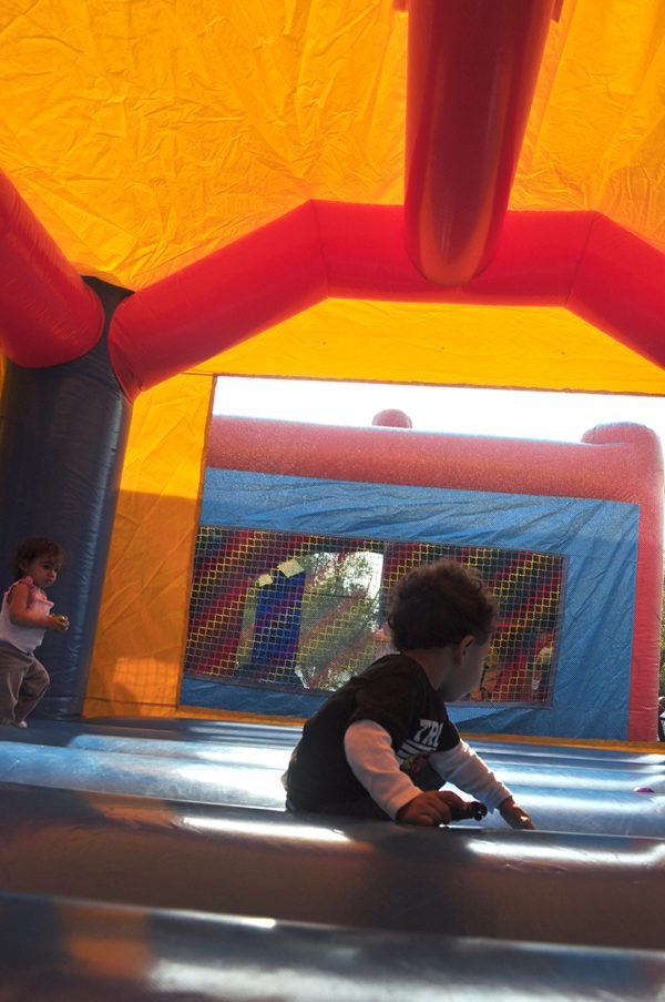 Affordable Bounce House Rentals in New York | Clowns 4 Kids